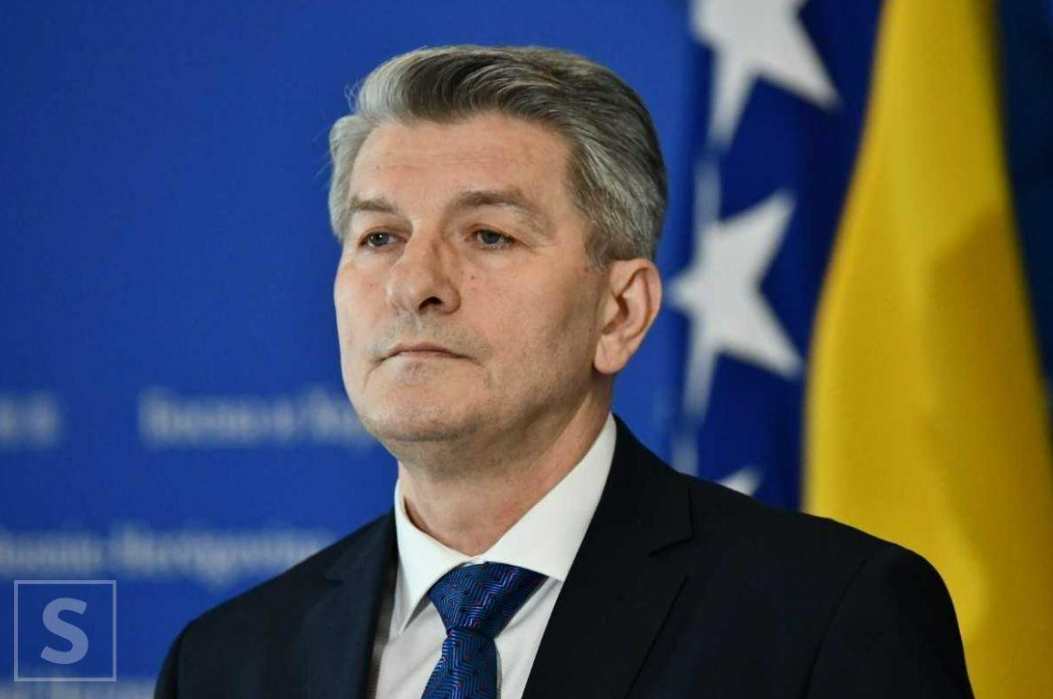 BAKIR NE ZNA JE LI POŠ'O, IL' JE DOŠ'O Mehmedović: Ne znam jesu li to ...